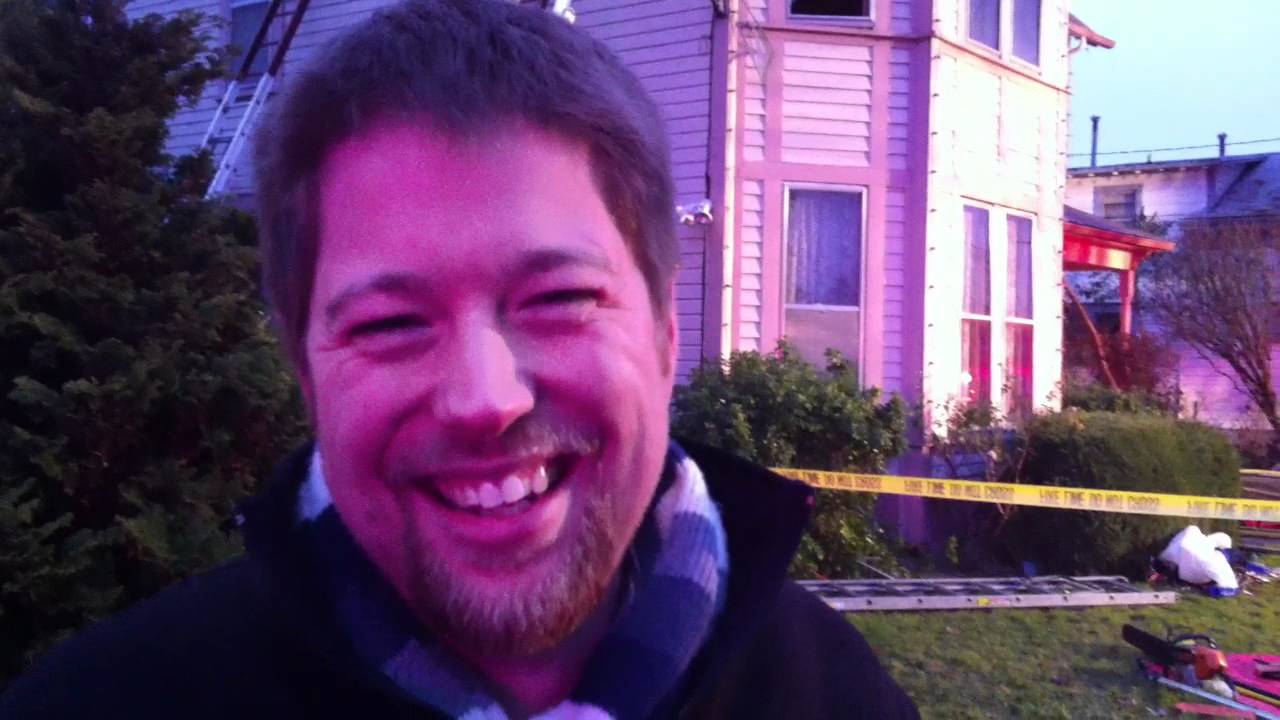 Fire damages house in Albany's Hackleman Historic District - YouTube