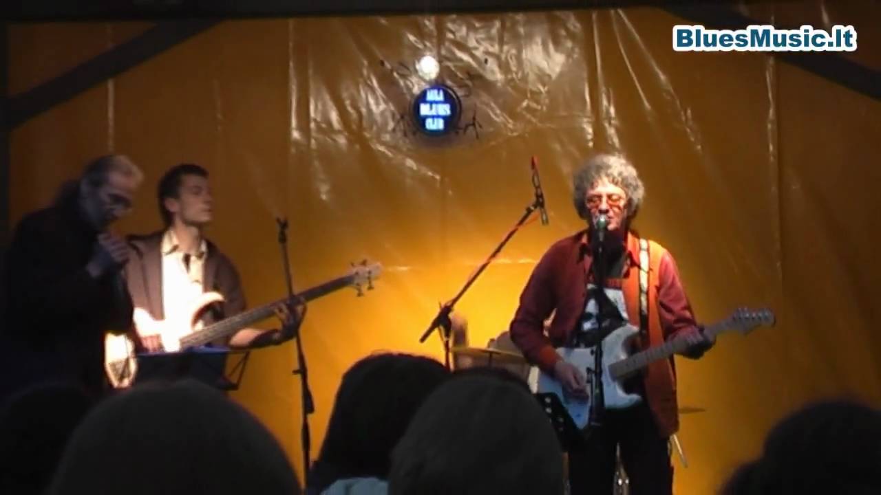 Senas Kuinas - Penkta šuns koja - YouTube