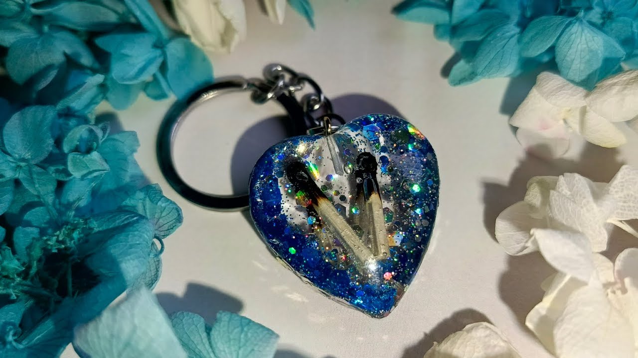 3D Epoxy Resin Keychain // New Handmade Design // Beginner's Tutorial ...