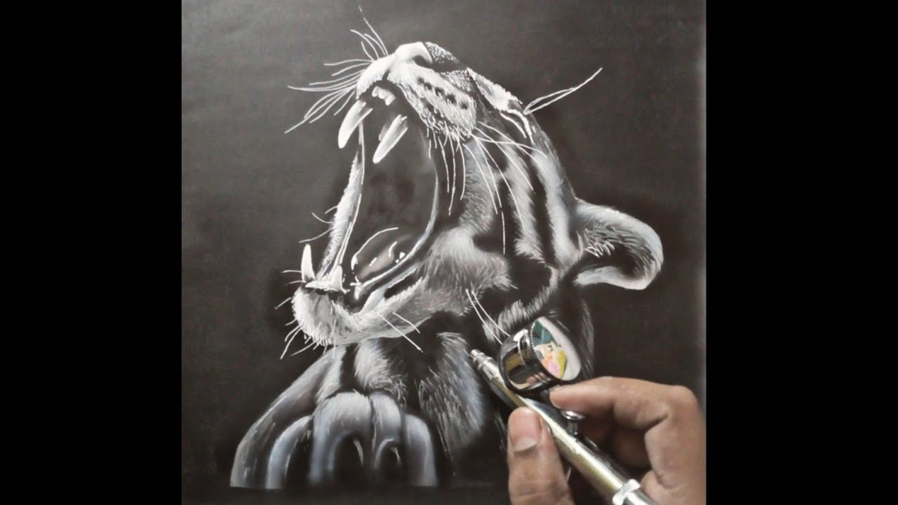 airbrush speed painting tiger #3 aerography - YouTube