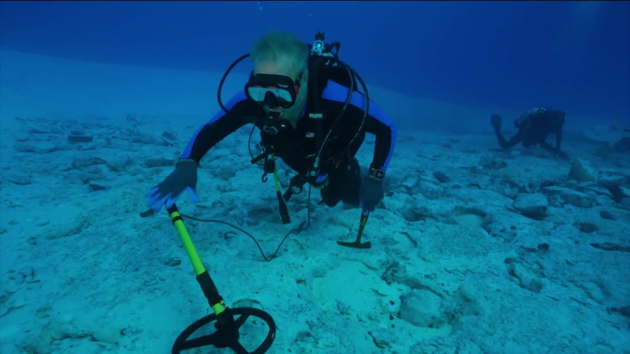 Meet Jim Sinclair, one of fewer than 100 people to visit the Titanic wreckage - YouTube