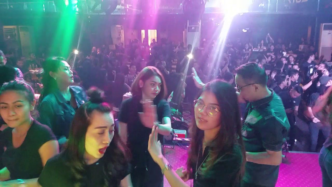 Teebox Padang staff party (Rock soul band) - YouTube