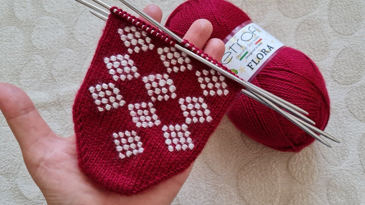 Kilim desenli patik ️ iki renkli beşşiş patik ️ dolamalı patik ️ jik ...