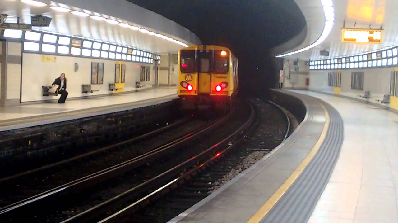 Mersey rail trains at Hamilton square, Birkenhead - YouTube