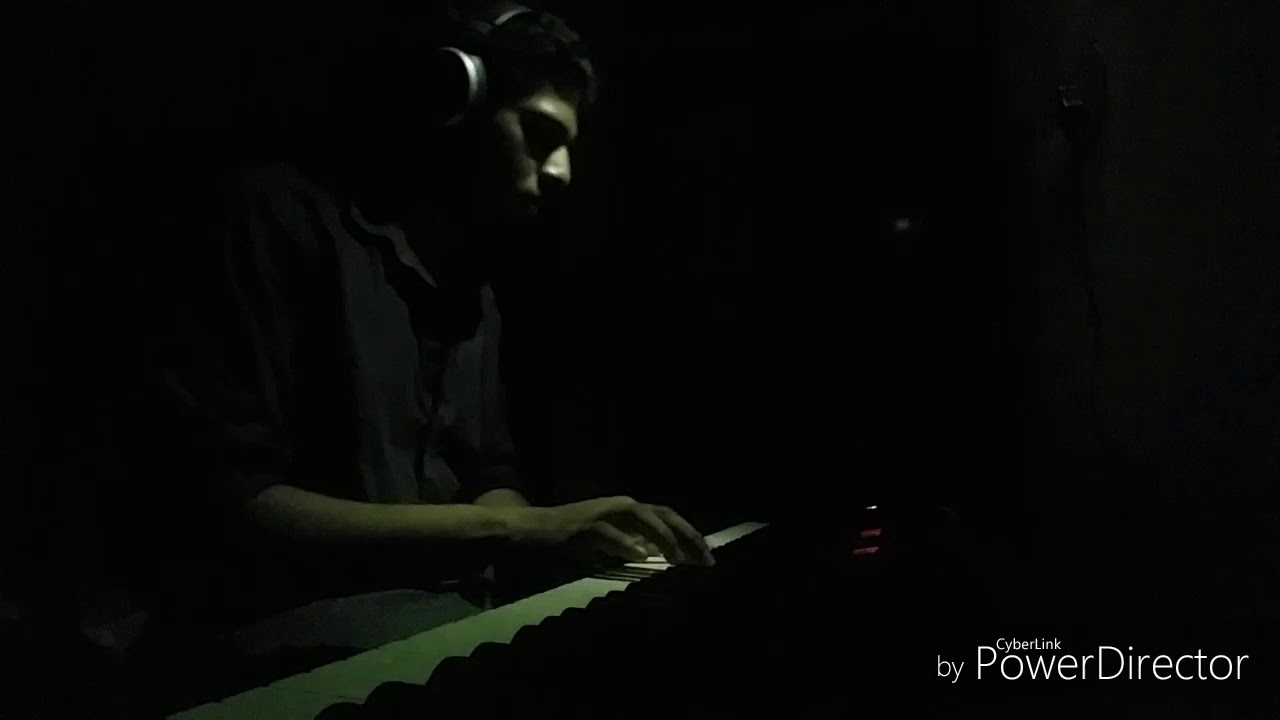 Muthuchippi Poloru | Thattathin Marayathu Piano Cover | ARP Keys - YouTube