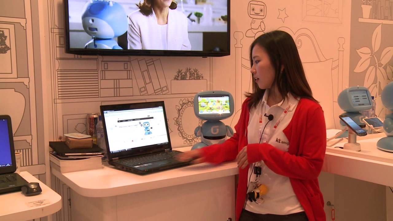 [MWC 2013] 30 KT - Kibot2 (Kibot Open Eco System) - YouTube