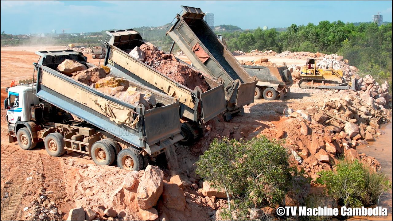 Best Operator Project Filling Rocks Stronger Dozer With 12 Wheels Dump ...
