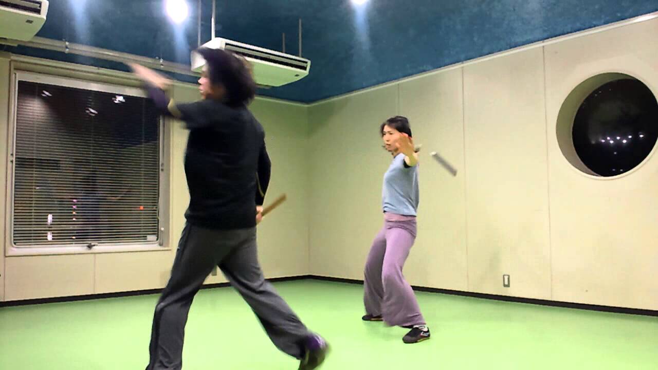 Hybrid Nunchaku Battle Practice ① - YouTube