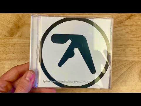 Opening the Selected Ambient Works 85-92 Aphex Twin CD - YouTube