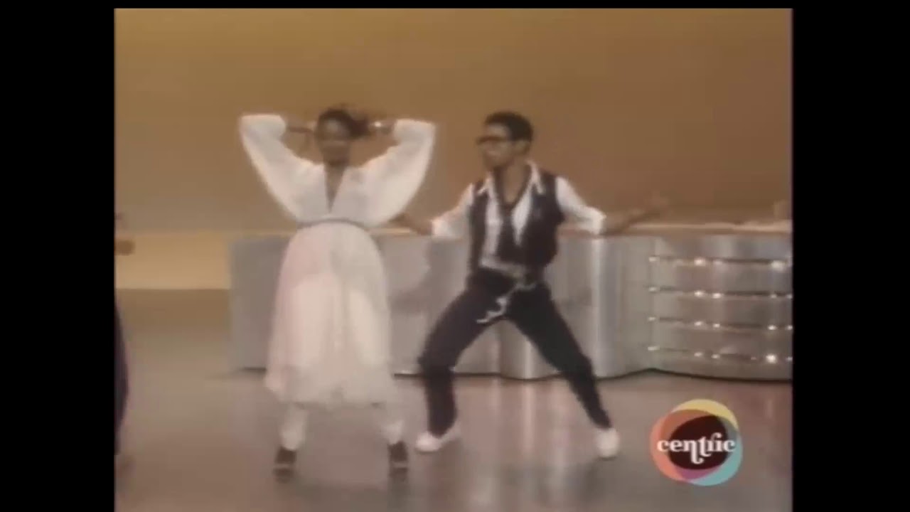 Dancers Earth Wind & Fire September - YouTube