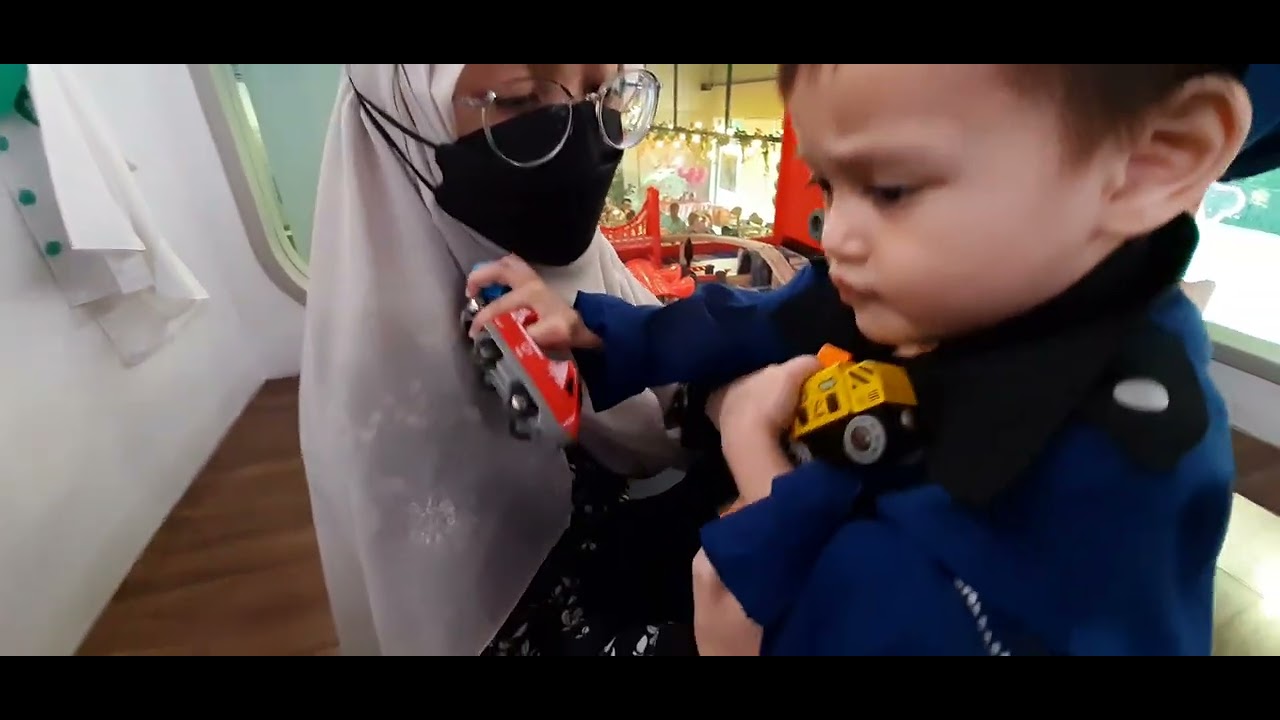 Arjuna Playtime as Police Officer at Twinkle Kids Cafe - YouTube