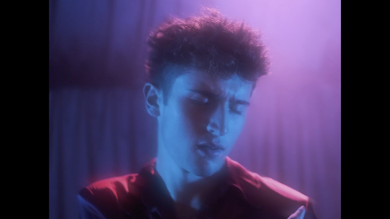 Tuff Bear - How It Feels (Official Music Video) - YouTube