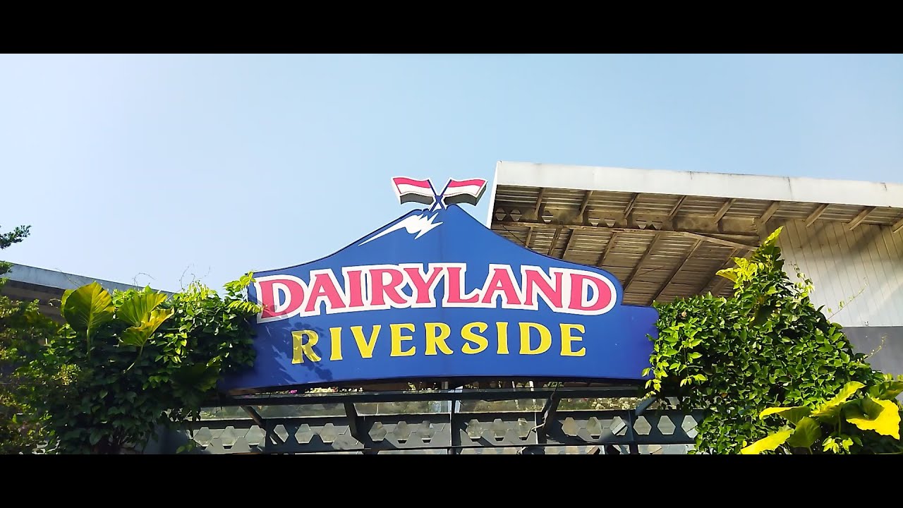 Bermain ke Cimory Dairyland Riverside bersama Keluarga - YouTube