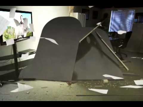 Piano falling on man - YouTube