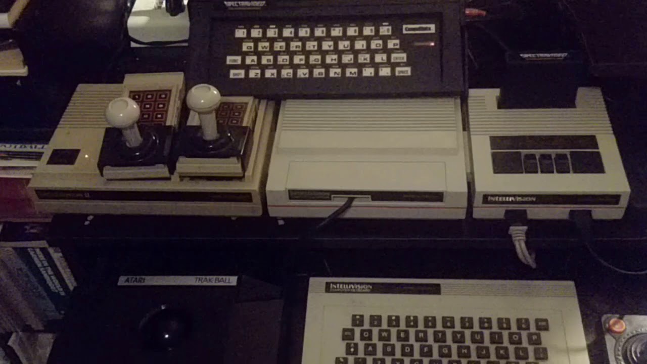 Spectravideo Compumate keyboard on the INTV 2 - YouTube
