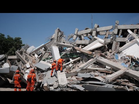 Endonezya'daki deprem ve tsunaminin ardından 48 bin kişi evsiz kaldı