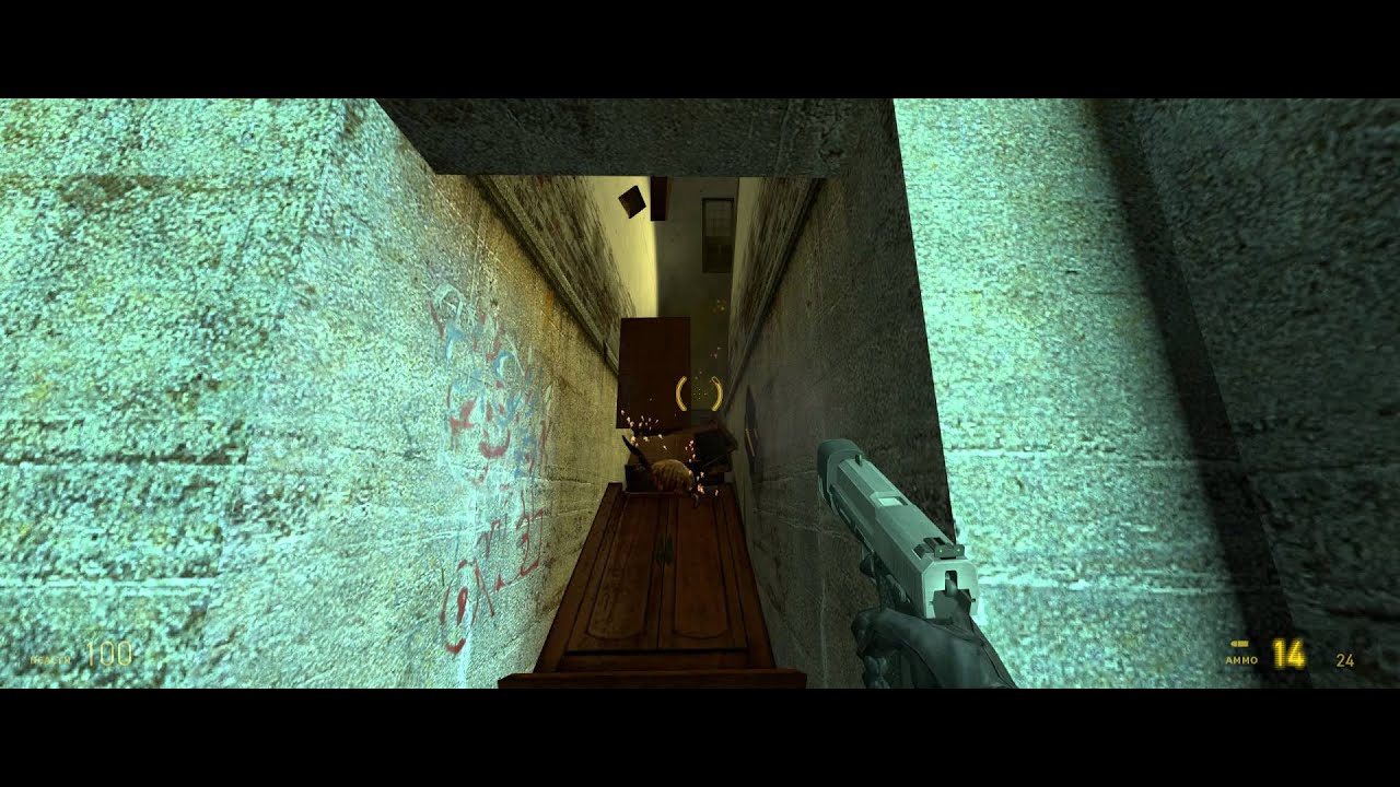 Half Life 2 How to get through the electric fence - YouTube