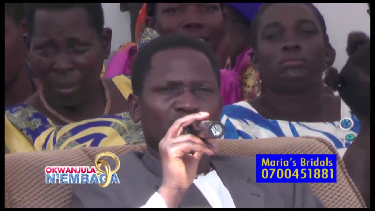 OKWANJULA KWA KAGGWA MOSES NE FIRIDAH NANKWANGA prt AAA - YouTube