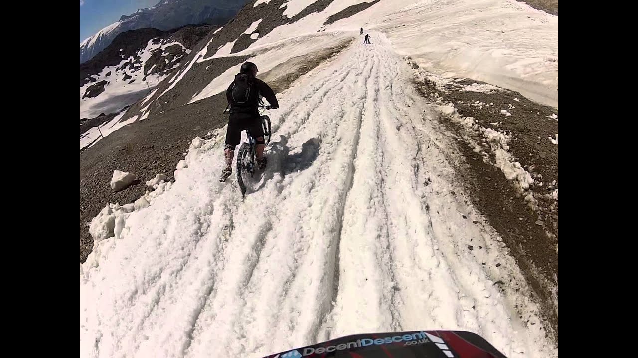 Mega Avalanche 2012 training Tredz Swansea - YouTube