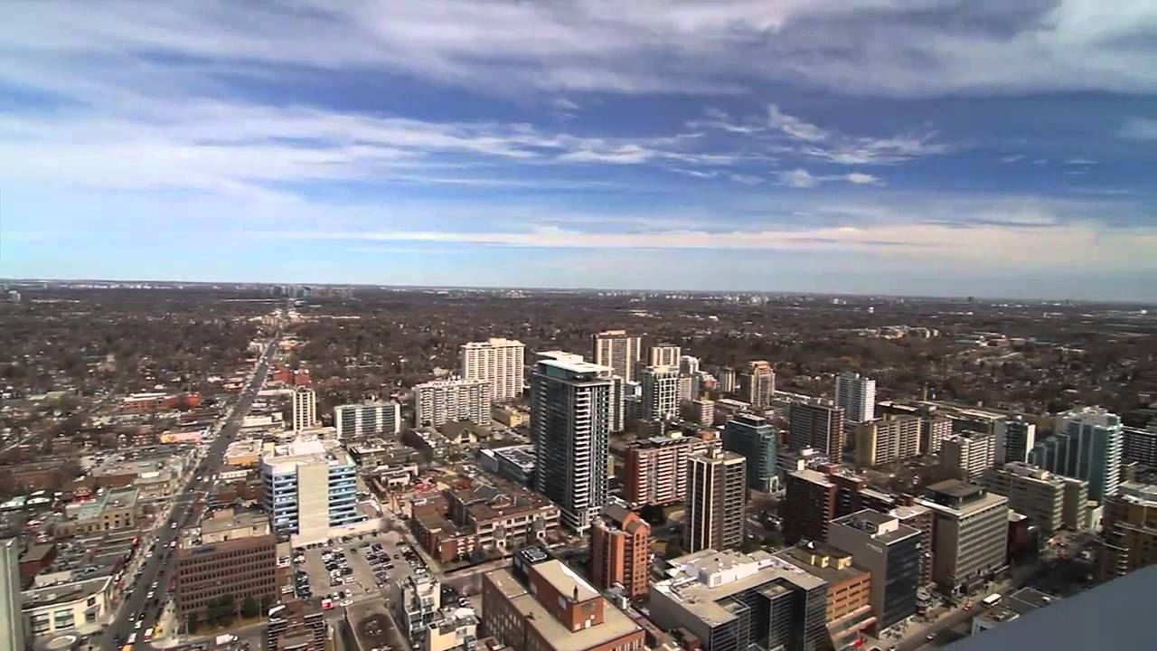 Spacious High-Rise Luxury Apartment in Toronto, Canada - YouTube