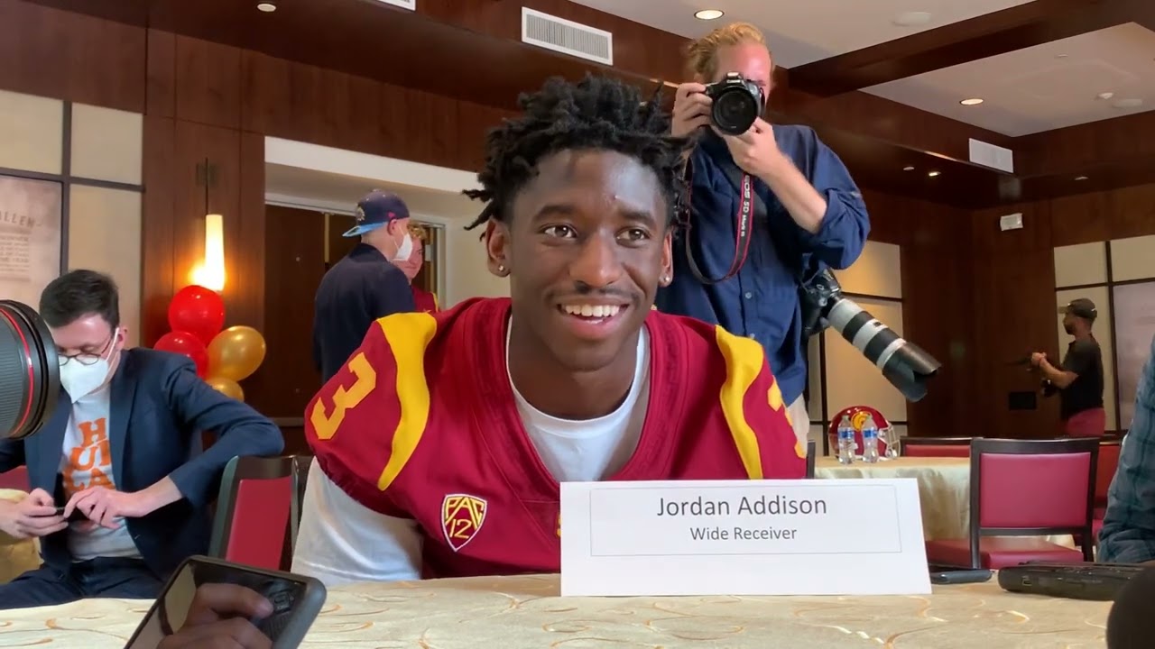 Jordan Addison speaks at USC media day - YouTube