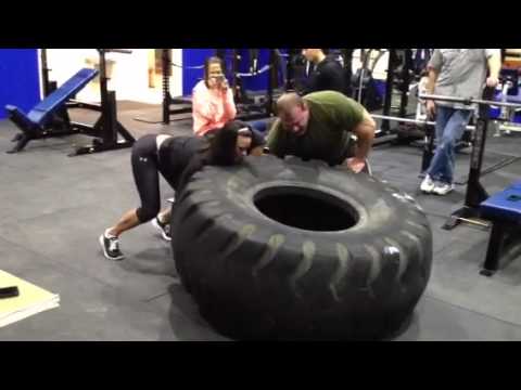 Tabitha Klausen Leandri's 700lb tire flip! - YouTube