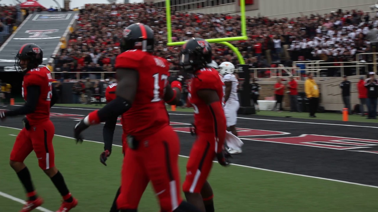 Douglas Coleman 100-yard Fumble Return for Touchdown vs. Texas - YouTube