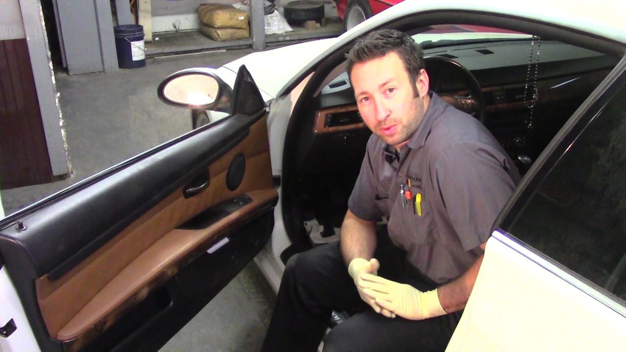 BMW 335i 2007 CAS Module R&R TEASER - YouTube