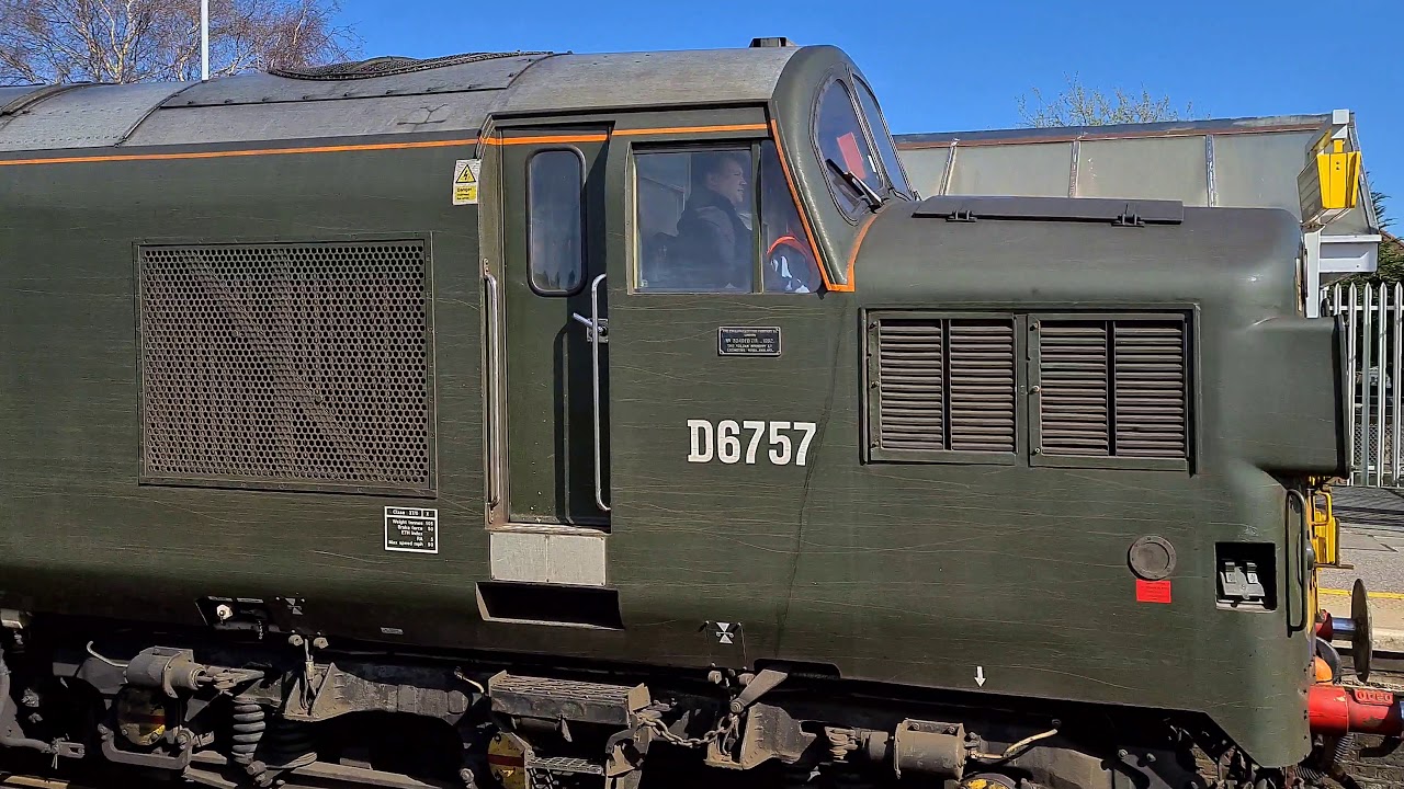 37057 opens up through Hampden Park (with 37099) - YouTube