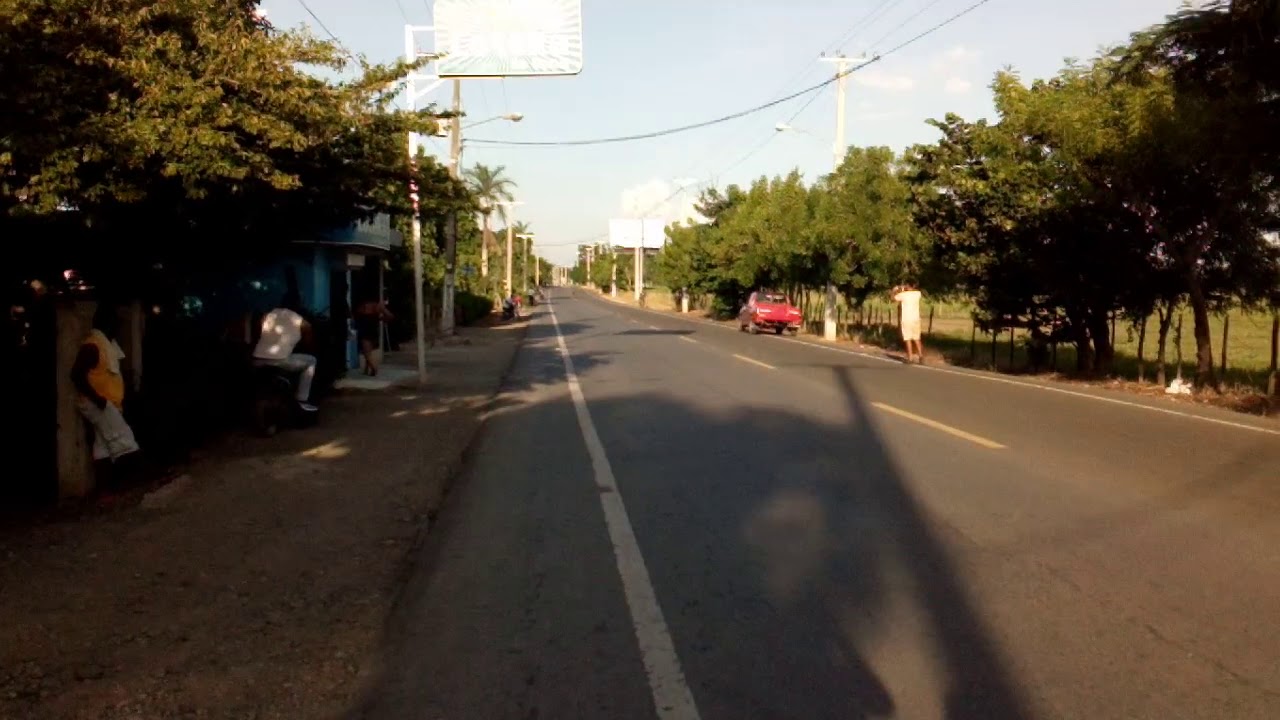 El girre probando motor 200 parejo con un 300 y mira como pasan - YouTube