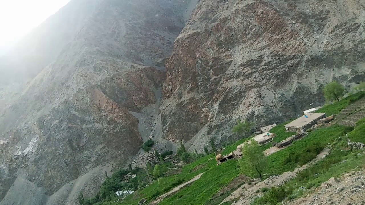 Ganokh Ghanisha Kharmang Baltistan Pakistan last village - YouTube