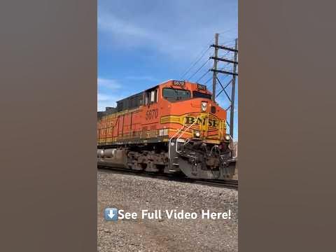 BNSF AC4400CW Leads C-SCMCRD! - YouTube