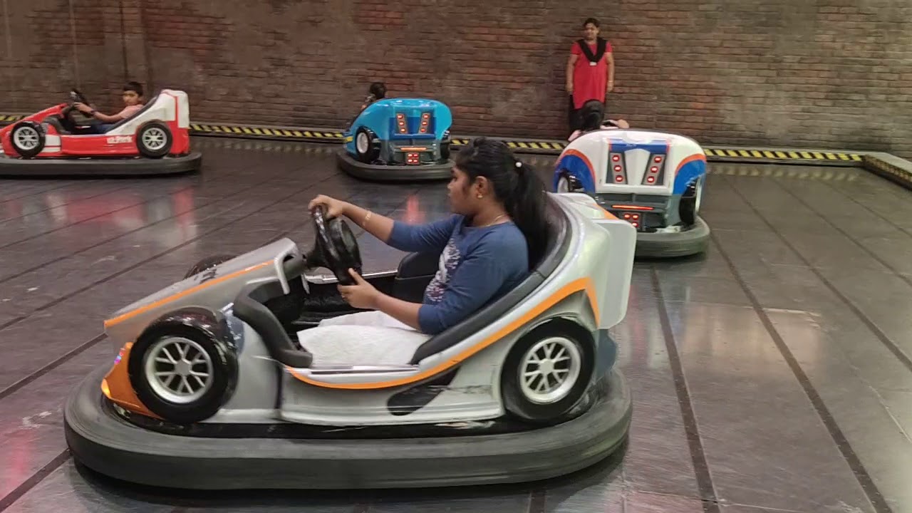 Dashing car expert - YouTube