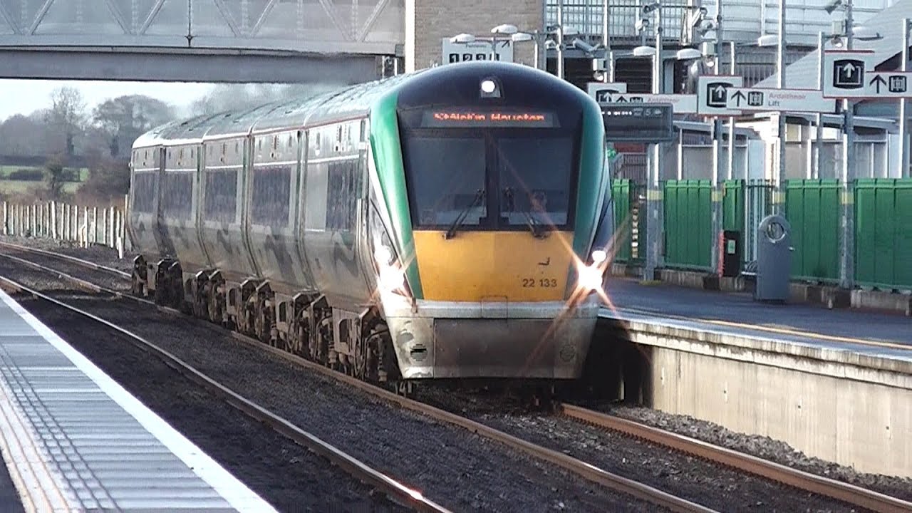 IE 22000 Class Intercity Train number 22133 - Hazelhatch & Celbridge ...
