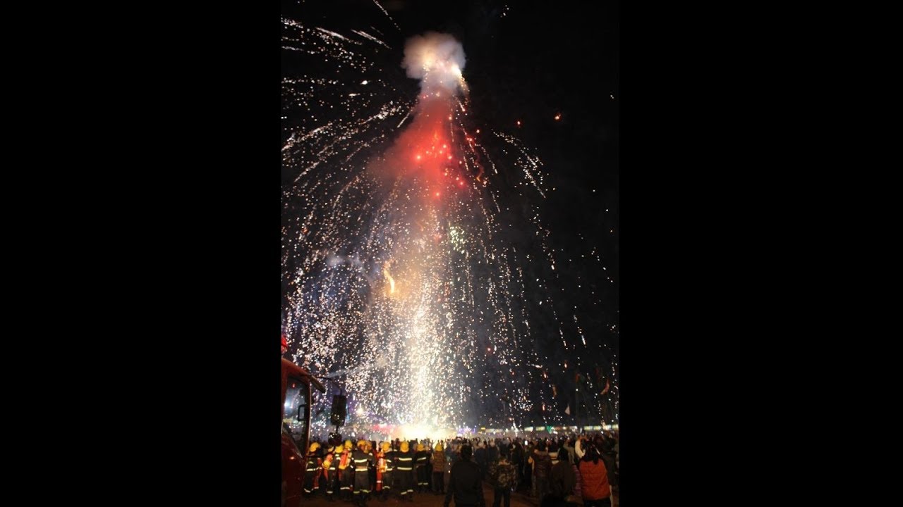 Myanmar's Taunggyi Fire Balloon Festival (February 9, 2019) - YouTube