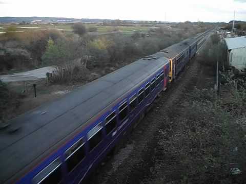 FGW Class 153 at Exminster with horn - YouTube