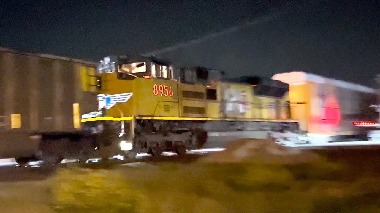 UP 8719 Leads Half Coal Half Manifest Train - YouTube