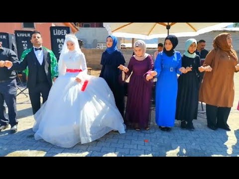 Çok seveceğiniz bir köy düğünü / Kürtçe halay potpori 2021 | kurdish trap remix ( tiktok halay )