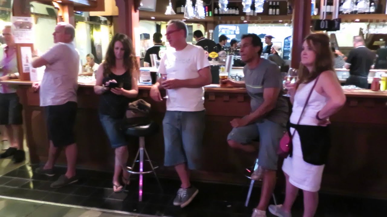 James sings at Best Drop Kalamunda. - YouTube