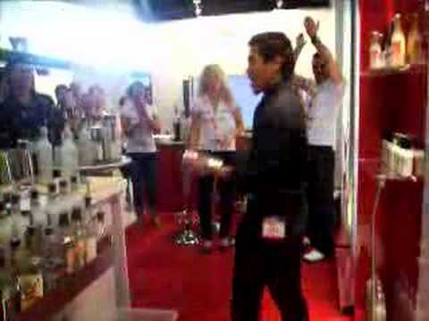 Loy Catada Flair bartending show at sydney bar show - YouTube