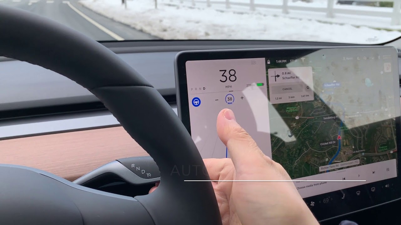 Tesla Model 3: Three ways to disengage the autopilot - YouTube