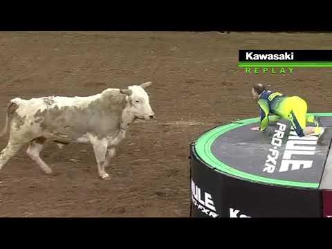 Flint Rasmussen Goes Face-to-Face with a Bull