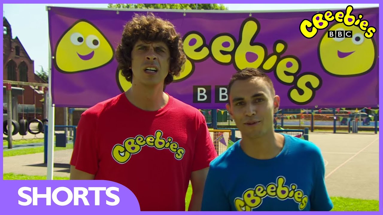 CBeebies Summer Games | Egg & Spoon Race - YouTube