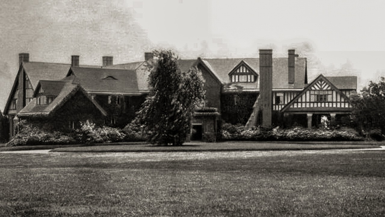 The House of 10,000 Chairs: Talbot House on Long Island - YouTube
