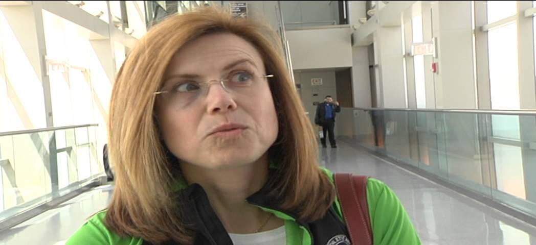 Boston Marathon Bombing Reax: Logan Airport - YouTube