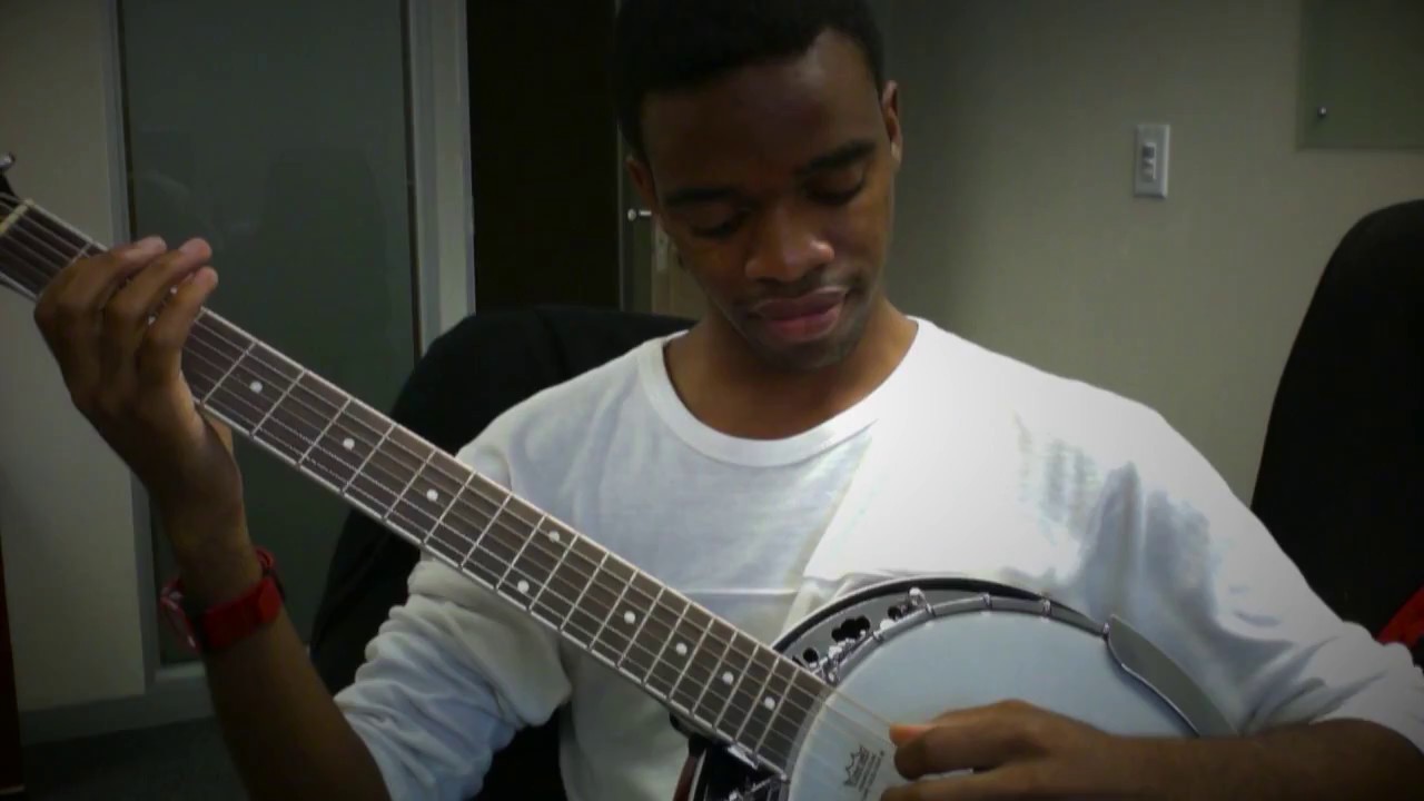 James Bond Theme Banjo Cover | C.Z. Hamilton - YouTube
