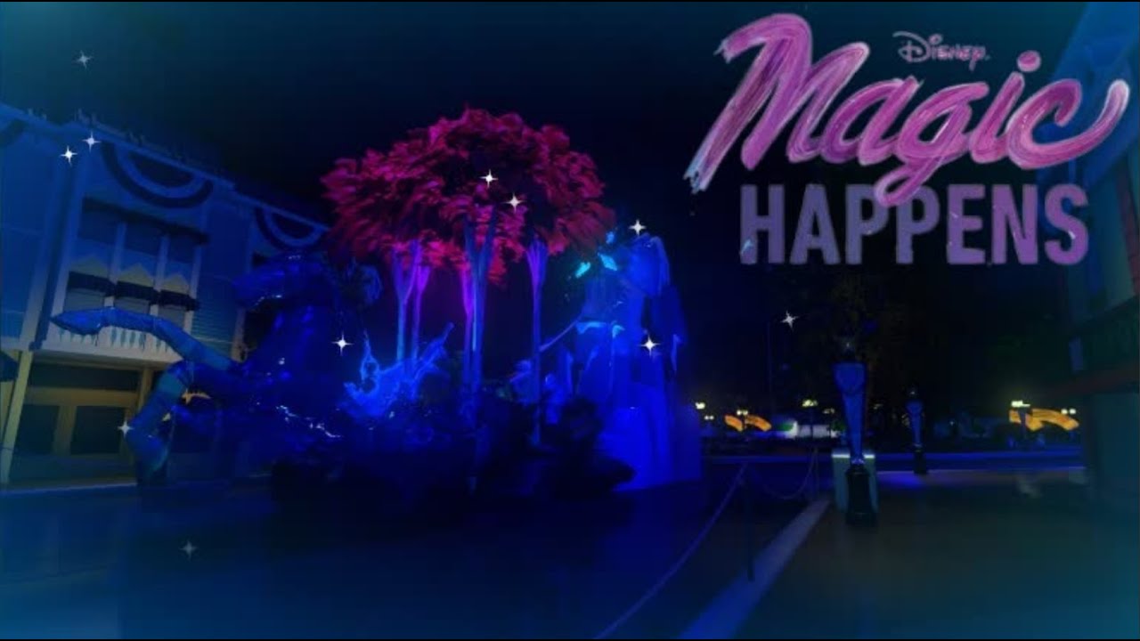 (NEW) Magic Happens Parade (Public Test) - Disney Parks ROBLOX - YouTube
