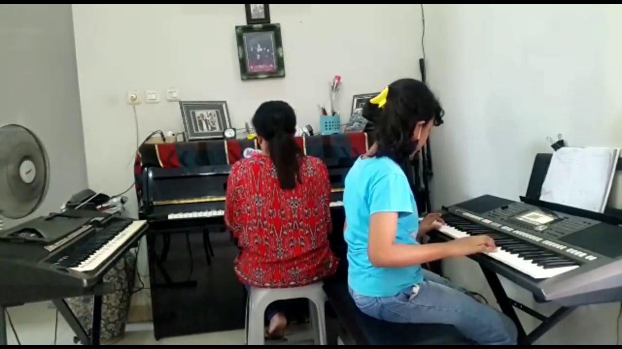Latihan Keyboard - YouTube