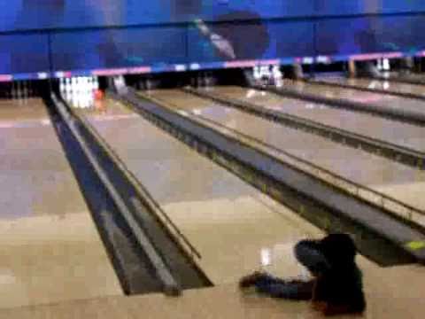 Austin Bowling (Real-Austin-Texas.com) - YouTube