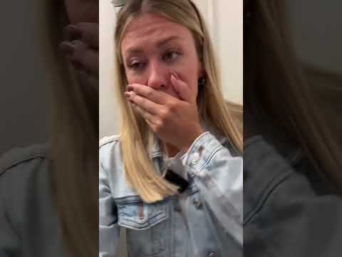 PUERTITA SECRETA en el BAÑO del AVIÓN 🤫✈️